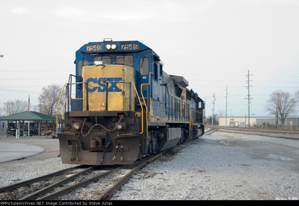 CSX 7549 Q526 takes on water in Memphis Junction
